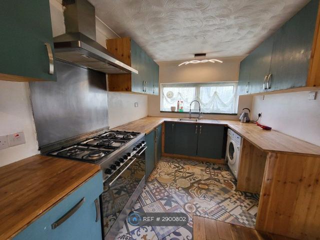 Nuns Way, Cambridge CB4, 5 bed terraced house to rent, £2,680 pcm | PrimeLocation