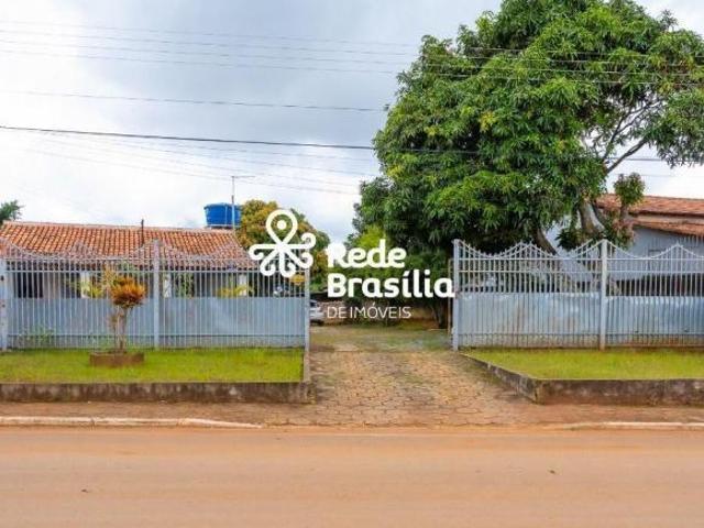 Núcleo CAUB II | Casa em terreno vazado com 3 quartos 11 vagas de garagem estuda permuta Riac