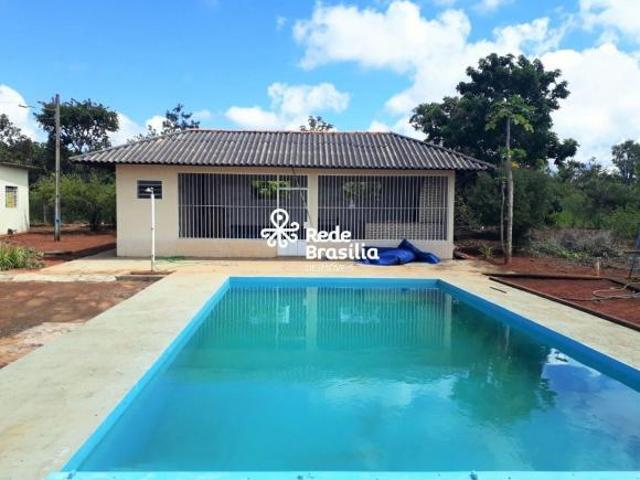 Núcleo Rural de Santa Maria | Chácara com 4 quartos sendo 2 suítes área de lazer Zona de Dinam