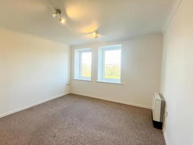 Nuffield Health Fitness & Wellbeing, 1212 London Road, London, SW16 4DN, United Kingdom | 2 bed apartment for rent #139332581 | Rentberry