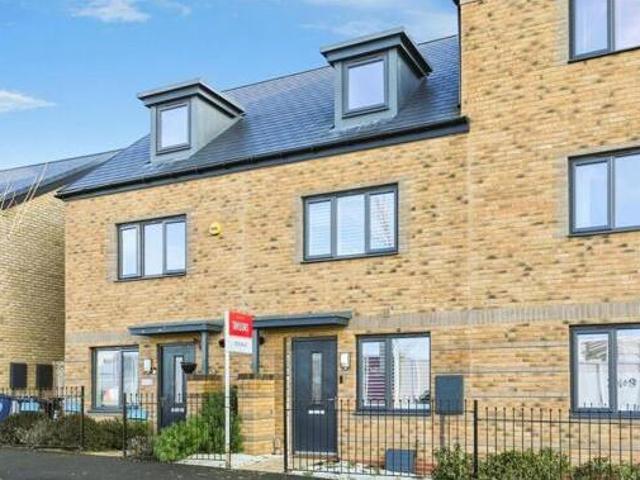 Nuffield Road, St. Neots, 3 Bedroom Terraced