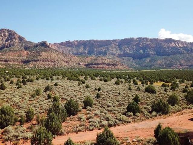 Null, Apple Valley, UT 84737