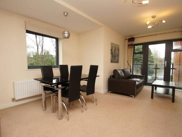 Nursery Close, Botley 2 bed apartment to rent £1,750 pcm £404 pw