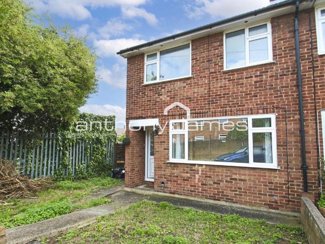Nursery Close Dartford DA2, 3 bed end terrace house to rent, £1,850 pcm | PrimeLocation