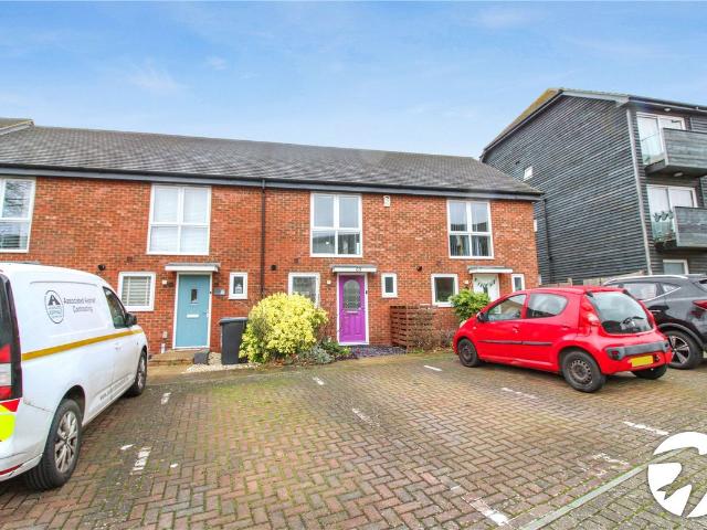 Nursery Grove, Gravesend, Kent DA11, 2 bed terraced house to rent, £1,550 pcm | PrimeLocation