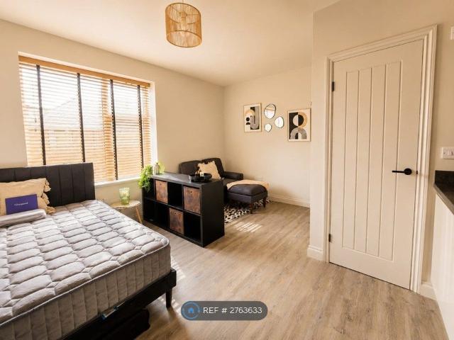 Nursery Lane, Gateshead NE10, Room to rent, £800 pcm | PrimeLocation