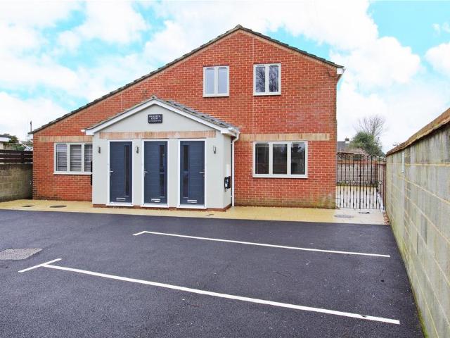 Nursery Road, Salisbury 1 bed flat to rent £1,150 pcm £265 pw