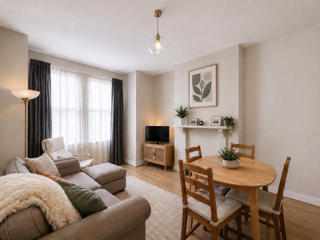 Nutwell Street, Tooting SW17, 2 bed maisonette to rent, £2,250 pcm | PrimeLocation