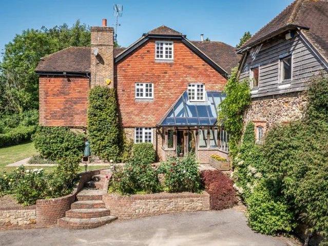 Nutbourne Lane, Nutbourne. 6 bed detached house to rent £6,500 pcm £1,500 pw