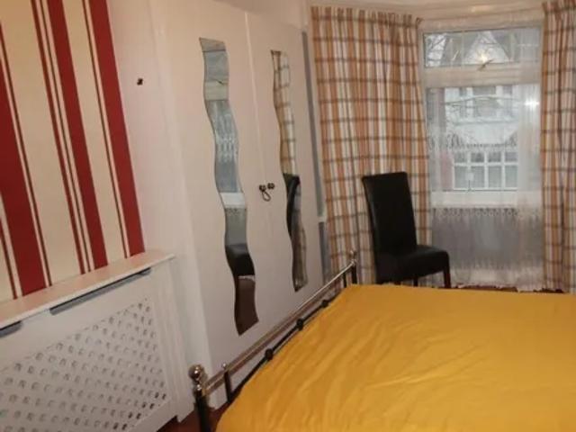 Nutfield Road, London, CR7 7DN, United Kingdom | Room for rent #139266297 | Rentberry