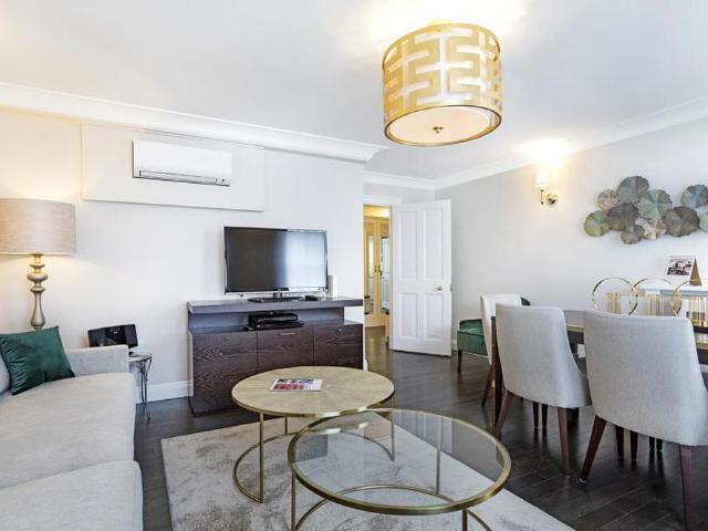 Nutford Place, London W1H 3 bed apartment to rent £9,967 pcm £2,300 pw