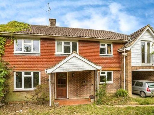 Nuthurst Street, Nuthurst, 5 Bedroom Detached