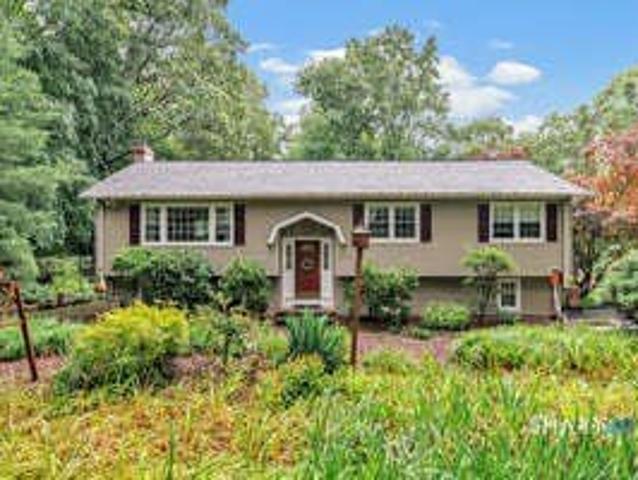 Nutmeg Ln, Shelton, Home For Sale