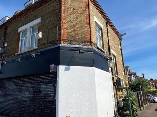Nutrition Lounge, 277 Main Road, London, DA14 6QR, United Kingdom | 3 bed house for rent #166439418 | Rentberry