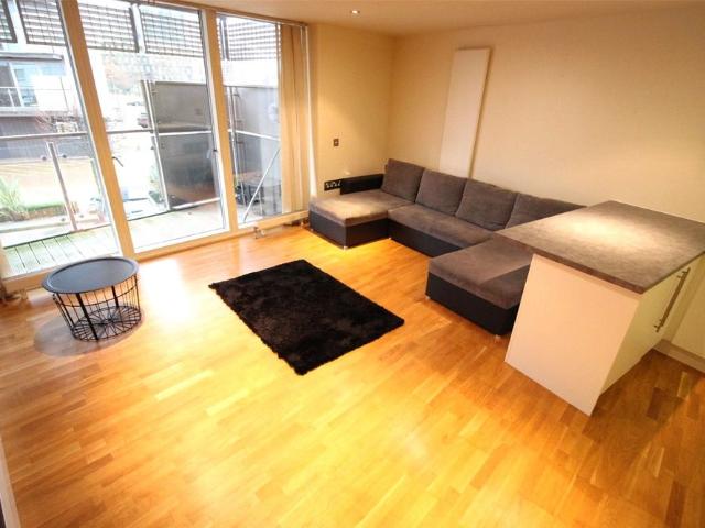 NV Building, 100 The Quays, Salford Quays, Greater Manchester, M50 3BE
