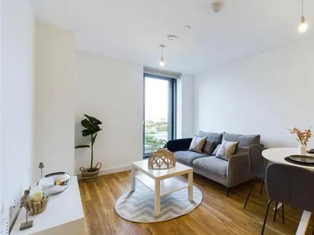 NV Building 2, 98 The Quays, Eccles, M50 3BD, United Kingdom | 2 bed apartment for rent #135184555 | Rentberry