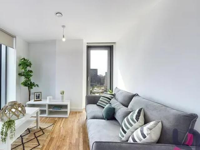 NV Building 2, 98 The Quays, Eccles, M50 3BD, United Kingdom | 2 bed apartment for rent #138511997 | Rentberry