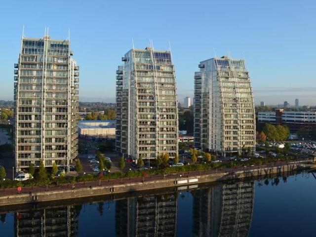 Nv Buildings, 96 The Quays, Salford Quays M50, 1 bed flat to rent, £1,100 pcm | PrimeLocation