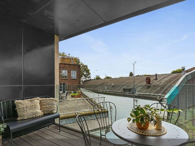 NW1, Latitude House