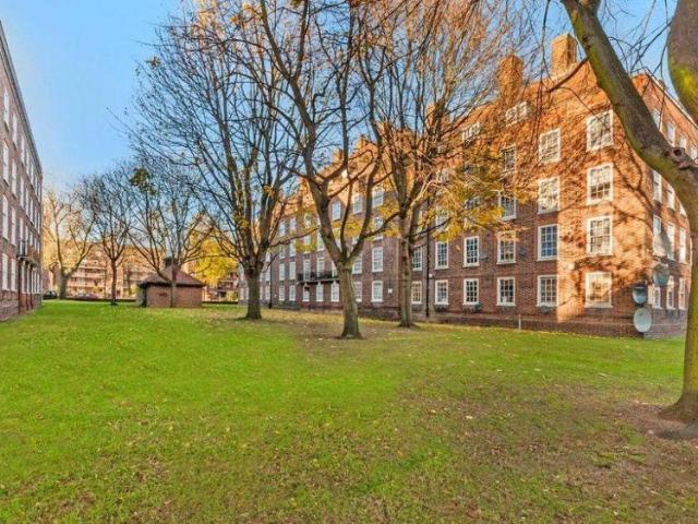 NW8 2 bed flat to rent £2,253 pcm £520 pw