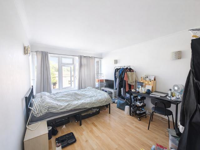 Nymans Gardens, Raynes Park SW20, Room to rent, £995 pcm | PrimeLocation