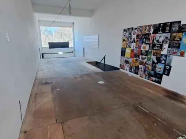 Nyon imóveis aluga loja com áres total de 120 m², 90m² de loja e um mezanino com aproximadamente 30m