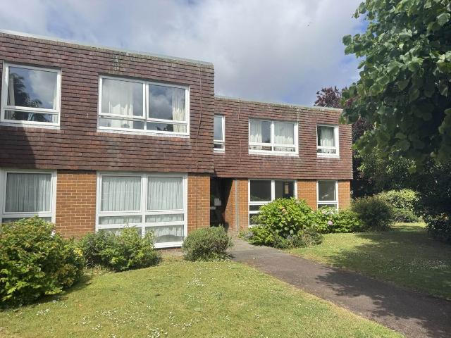 Nyewood Lane, Bognor Regis PO21, 2 bed flat to rent, £1,075 pcm | PrimeLocation