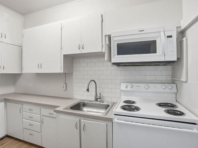 o155 Elm 2 Bedroom Apartment for Rent at 1905 W 2nd Ave, Spokane, WA 99201