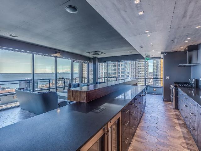 O2 1 Bedroom Apartment for Rent at 2401 3rd Ave, Seattle, WA 98121 Belltown