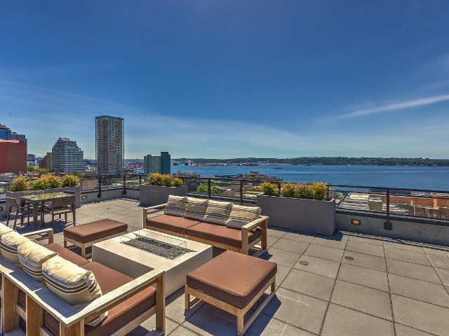 O2 2 Bedroom Apartment for Rent at 2401 3rd Ave, Seattle, WA 98121 Belltown