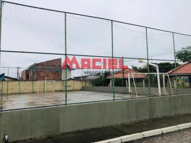 O MAIS BONITO DO CONDOMÍNIO! TODO REFORMADO