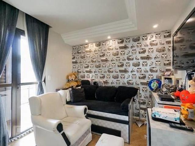 O apartamento está localizado no bairro Parque da Mooca tem 160 metros quadrados