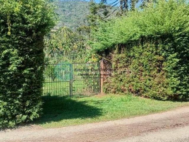 O encanto da vida simples em meio às montanhas