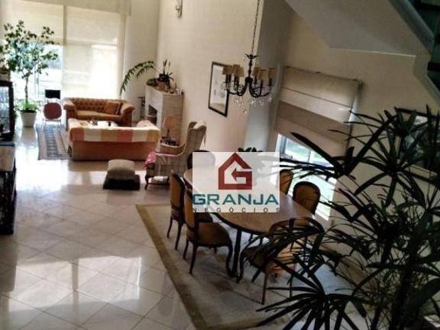 CASA COM VISTA DESLUMBRANTE | 4 DORMITÓRIOS | 2 SUÍTES | LAZER COMPLETO | GOLF VILLAGE – GRANJA VIAN