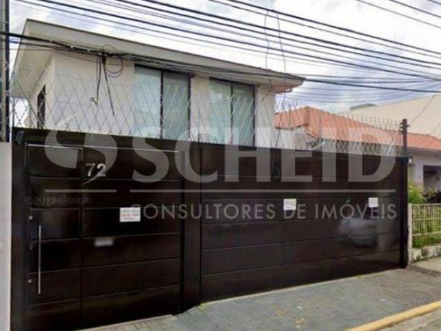 O imóvel está bem localizado e totalmente reformado p comercial, abrimos várias salas