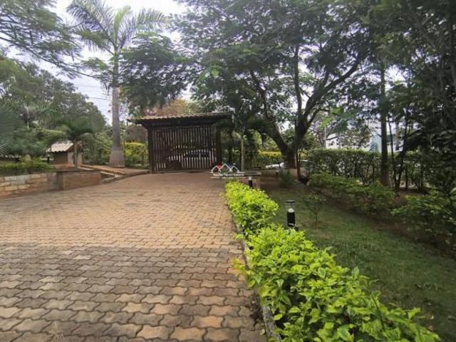 O Paraiso Particular Chacara de 5.000m2 em Condominio Fechado!