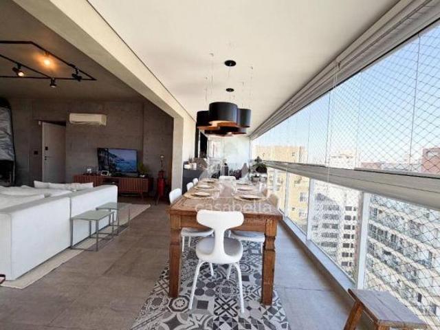 O próximo nível da sua vida a dois: 3 suítes com vista mar a 2 quadras da praia, 3 vagas