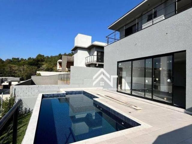 O Refúgio dos Seus Sonhos: Casa de Luxo com Vista Panorâmica para as Montanhas por R$ 1.499.000 Bu