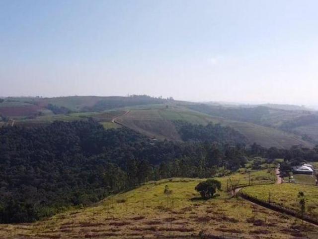 O Residencial Nápoles oferece lotes de 500m² com entrada facilitada e parcelamento em até 60 vezes