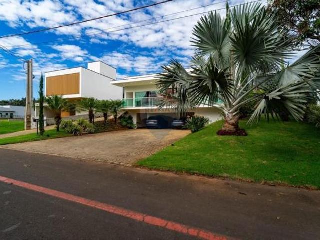 O Seu Refúgio Térreo no Portal Japy Golf, casa térrea com 4 suítes
