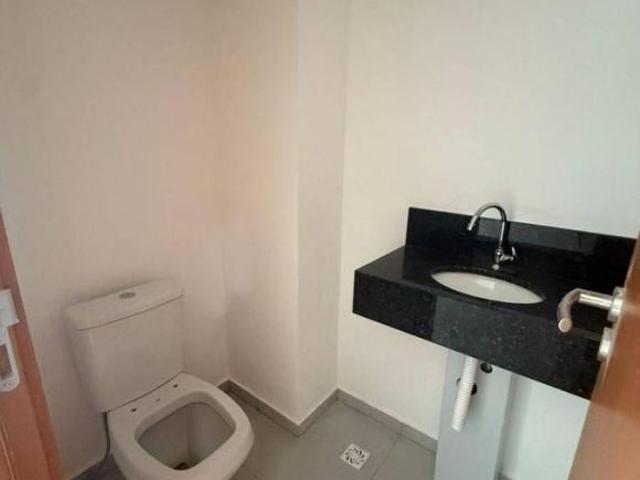 O Topo do Luxo: 68m² com 2 Suítes, Lavabo e Vista Infinita no 11º Andar