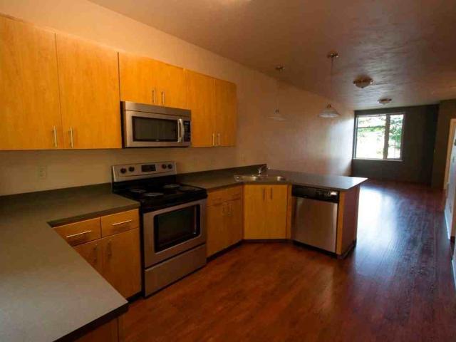 O Town 4 Bedroom Apartment for Rent at 1777 Patterson St, Eugene, OR 97401 West University