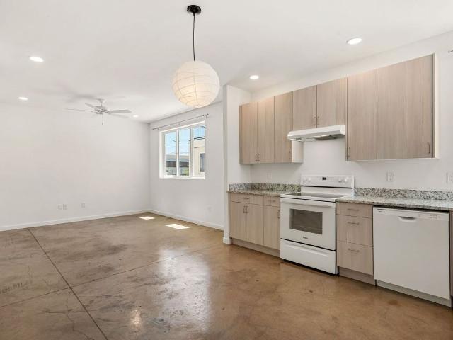 Ocotillo Ridge 1 Bedroom Apartment for Rent at 140 Jefferson St Se, Albuquerque, NM 87108 Highland Business