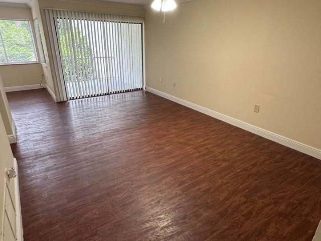 Ocala, FL Village Square 3 Bedroom Apartment for Rent at 1725 Ne 36th Ave, Ocala, FL 34470