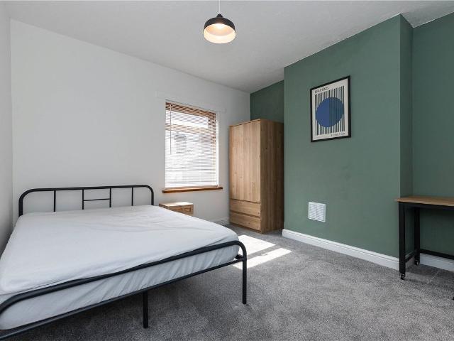 Occupation Street, Newcastle, Staffordshire ST5, Room to rent, £567 pcm | PrimeLocation