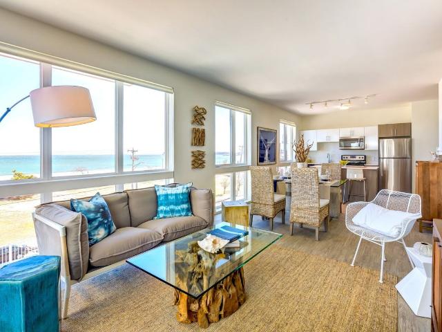 Ocean 650 2 Bedroom Apartment for Rent at 650 Ocean Ave, Revere, MA 02151 Crescent Beach