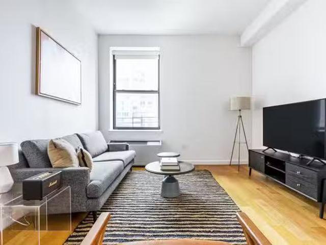Ocean, 1 West St, Financial District 1 Bedroom 1 Bath