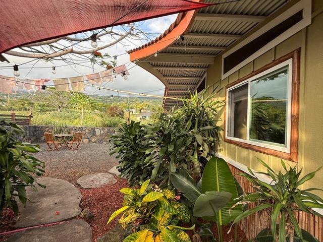 Ocean view Ohana with private entrance and courtya