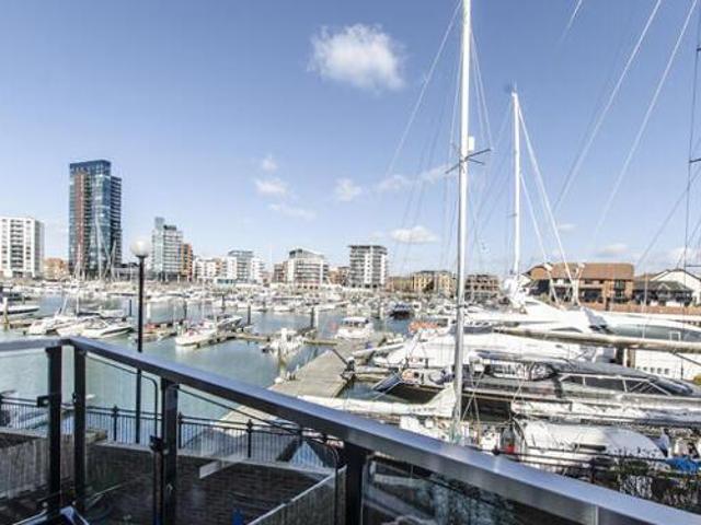 Ocean Village, Pacific Close, Southampton, 3 Bedroom Town