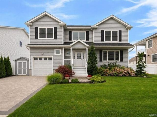 Ocean Ave, Seaford, Home For Sale